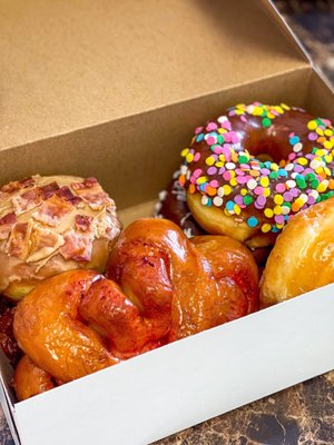 INTOWN DONUTZ & BOBA TEA - Updated December 2025 - 100 Photos & 76 ...