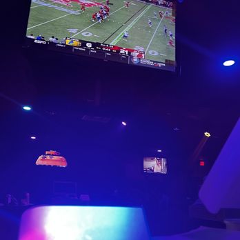 CLIFT RESTURANT & LOUNGE - Updated October 2025 - 2712 Cesery Blvd ...