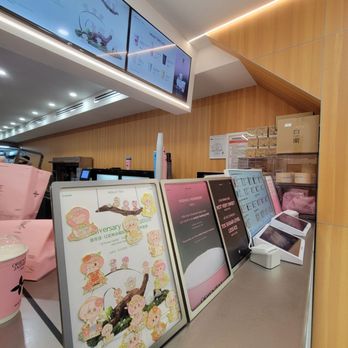 Reserve now at Molly Tea - Bubble Tea - Updated June 2025 - 249 Photos ...