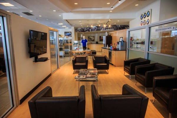 BMW OF FREEHOLD - Updated January 2026 - 40 Photos & 198 Reviews - 4225 ...