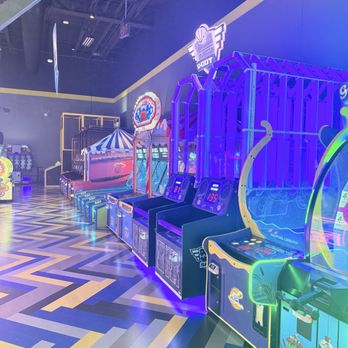 MAIN EVENT WESLEY CHAPEL - Updated December 2025 - 140 Photos & 165 ...