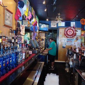 DOC’S BAR - Updated June 2025 - 63 Photos & 45 Reviews - 10 Tybrisa St ...