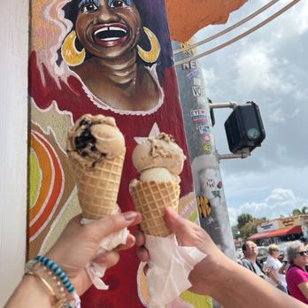 AZUCAR ICE CREAM - LITTLE HAVANA - Updated September 2024 - 2057 Photos ...
