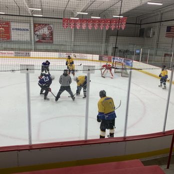 SUN PRAIRIE ICE ARENA - Updated December 2025 - 14 Photos - 838 Grove ...
