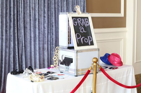 SHINE PHOTO BOOTHS - Updated June 2024 - Newport Beach, California ...