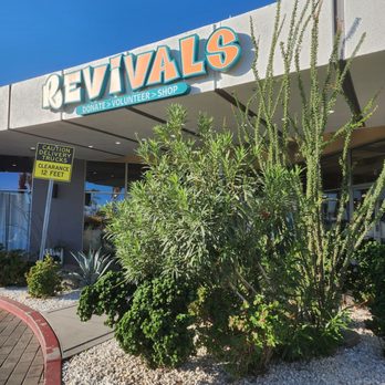 REVIVALS - Updated January 2025 - 105 Photos & 187 Reviews - 611 S Palm ...