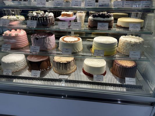 DESSERT GALLERY BAKERY & CAFE - Updated June 2025 - 30 Photos & 38 ...