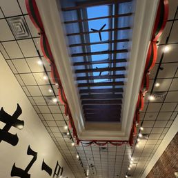 SUMO - Updated August 2025 - 122 Photos & 98 Reviews - 111 E Yakima Ave ...