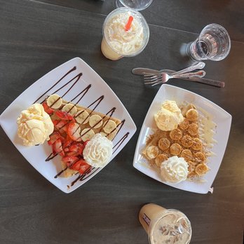 COLADOS COFFEE & CREPES - Updated May 2025 - 209 Photos & 190 Reviews ...