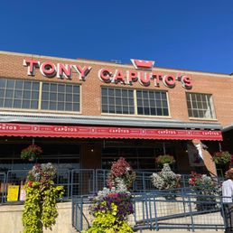 CAPUTO’S MARKET & DELI - Updated December 2025 - 651 Photos & 608 ...