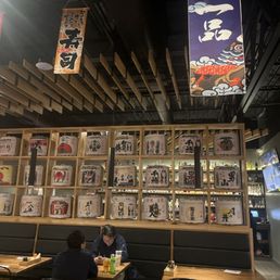 ZUNDO - Updated December 2025 - 215 Photos & 100 Reviews - 127 W ...