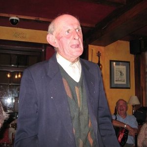 TI JOE MAC - Updated December 2024 - 22 Photos - Kilronan, Aran Islands ...