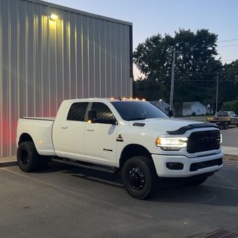 J M UVANNI MOTORS - Updated January 2026 - 13 Photos & 15 Reviews ...