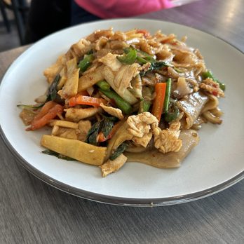 MAPLE PINE BREAKFAST & THAI KITCHEN - Updated July 2024 - 59 Photos ...