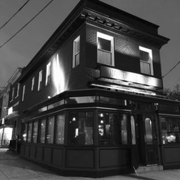 MORELAND’S TAVERN - Updated December 2025 - 150 Photos & 215 Reviews ...