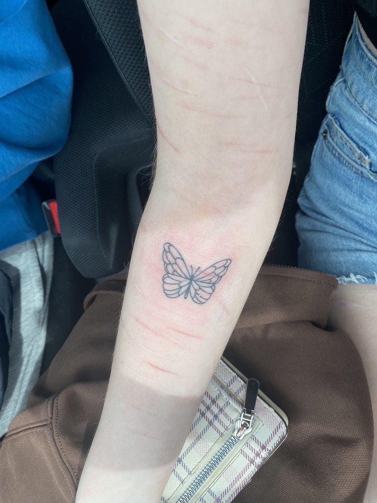 BODY ART TATTOO STUDIO - Updated December 2025 - 28 Photos & 45 Reviews ...