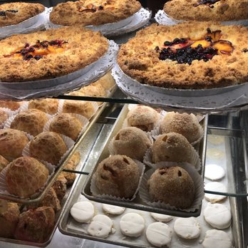 BEACH BAKERY - Updated July 2024 - 193 Photos & 194 Reviews - 112 Main ...