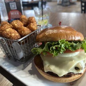 CRONIES BAR & GRILL - 250 Photos & 302 Reviews - 11 Waianuenue Ave ...