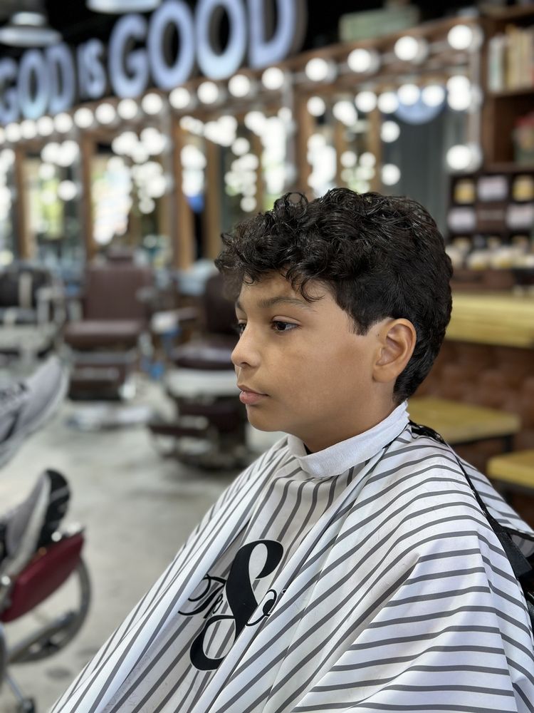 THE SPOT BARBERSHOP - KEY BISCAYNE - Updated October 2025 - 14 Photos ...