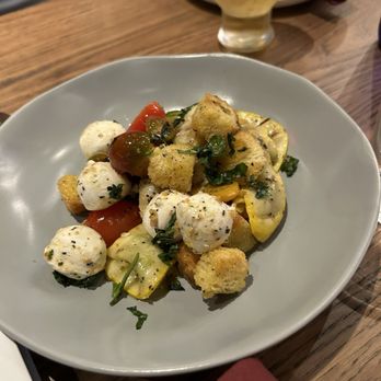 MARCUS LIVE! BAR & GRILLE - Updated August 2024 - 264 Photos & 48 ...