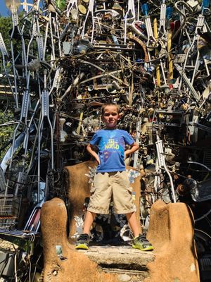 CATHEDRAL OF JUNK - 628 Photos & 223 Reviews - 4422 Lareina Dr, Austin ...