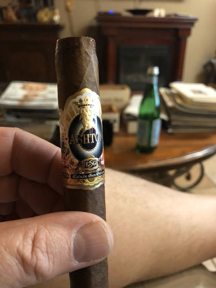 SQUIRE CIGARS - 34 Photos & 58 Reviews - 1305 Cleveland Ave, Santa Rosa ...