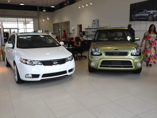 JTS KIA - Updated October 2025 - 33 Photos & 110 Reviews - 230 Killian ...