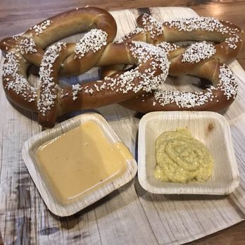 FRANKFORD HALL - Updated June 2025 - 772 Photos & 1048 Reviews - 1210 ...