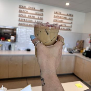 YELLOW BRICK COFFEE - Updated August 2024 - 112 Photos & 66 Reviews ...