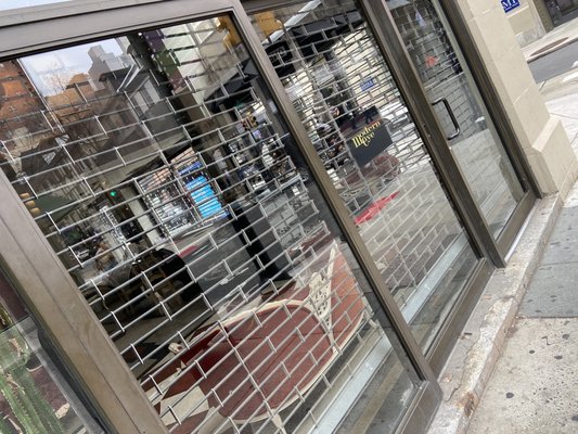 MODERN EYE - 20 Photos & 139 Reviews - 145 S 13th St, Philadelphia ...