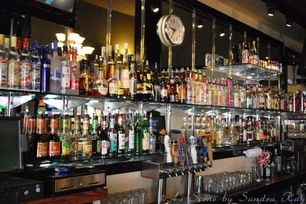 COMMODORE LOUNGE - Updated December 2025 - 48 Photos & 66 Reviews ...