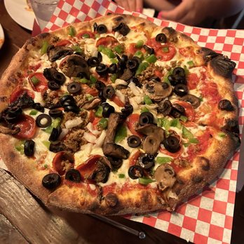 RED BENCH PIZZA - Updated October 2024 - 166 Photos & 171 Reviews ...