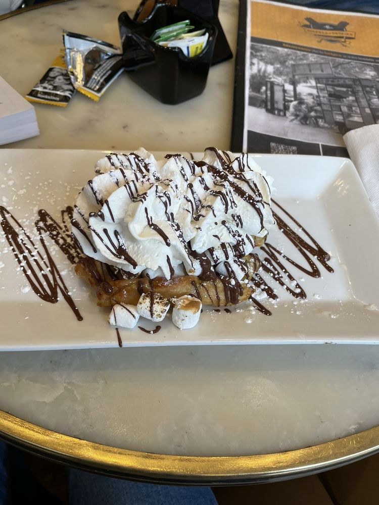 WAFELS & DINGES - Updated October 2025 - 193 Photos & 203 Reviews ...