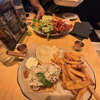 BLACK TAP CRAFT BURGERS & BEER- DALLAS - Updated February 2026 - 293 ...