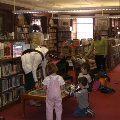 JONES LIBRARY - Updated December 2025 - 12 Photos - 101 University Dr ...