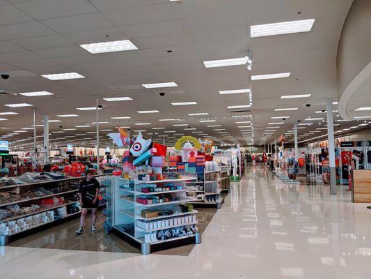 TARGET - Updated December 2025 - 97 Photos & 143 Reviews - 2201 S ...