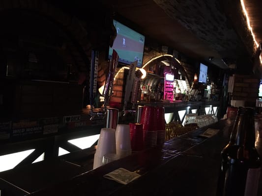 RED’S BIRD CAGE - Updated May 2025 - 14 Photos & 21 Reviews - 231 S ...