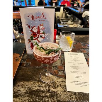 LOGAN INN - Updated August 2024 - 304 Photos & 215 Reviews - 10 W Ferry ...