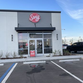 SWIG - Updated July 2025 - 90 Photos & 34 Reviews - 2629 S Hwy 27 ...