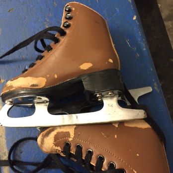 PERRY PARK ICE RINK - Updated December 2024 - 36 Photos & 16 Reviews ...