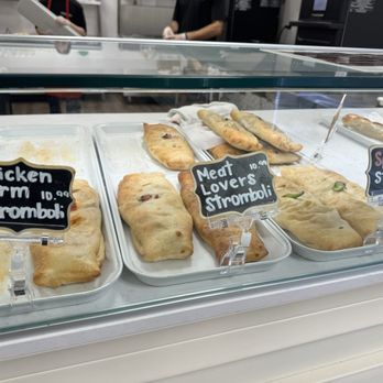 D’AMICO & SONS ITALIAN MARKET & BAKERY - Updated November 2024 - 188 ...