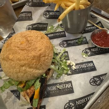 NORTHSTAR TAVERN - Updated March 2025 - 176 Photos & 225 Reviews - 5101 ...