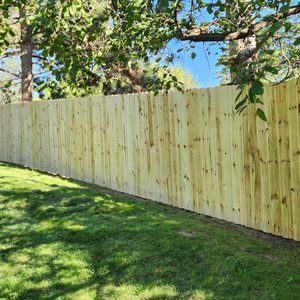 UPRIGHT FENCE - Updated December 2025 - 21 Photos & 27 Reviews - 37915 ...