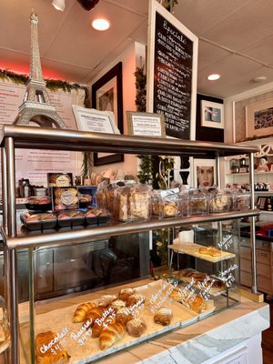 MERCI FRENCH CAFE & PATISSERIE - Updated October 2025 - 827 Photos ...