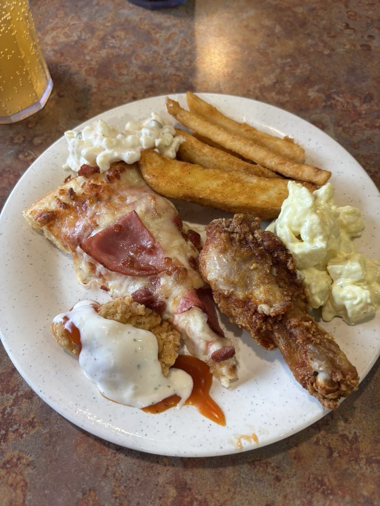 PIZZA RANCH - Updated December 2025 - 17 Photos & 50 Reviews - 1266 ...