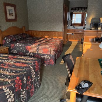 POULSBO INN & SUITES - Updated December 2025 - 39 Photos & 76 Reviews ...