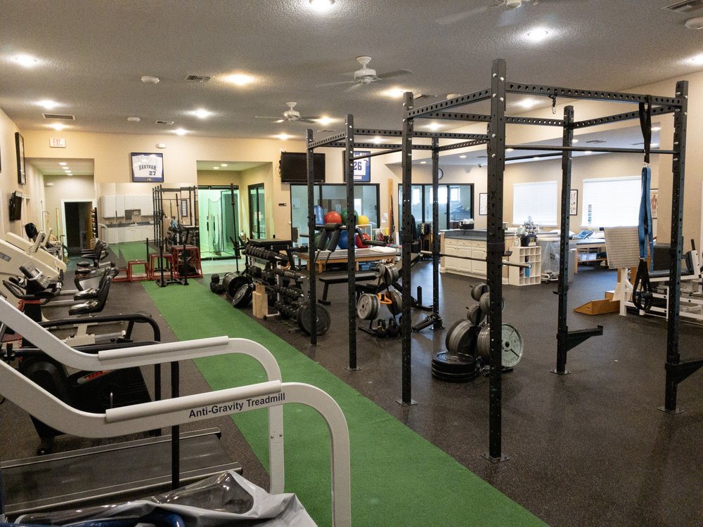 ATLAS PHYSICAL THERAPY & SPORTS MEDICINE - CR 210 - 165 Hampton Point ...