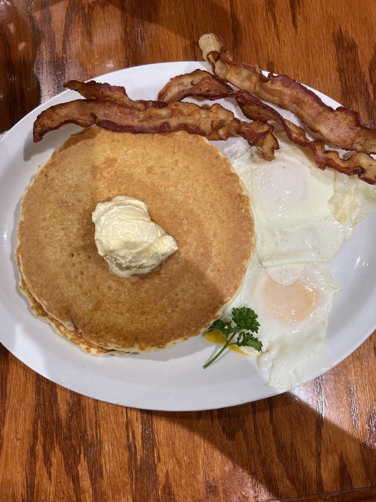 DANNY’S RESTAURANTS - Updated March 2025 - 14 Photos - 7511 McPherson ...