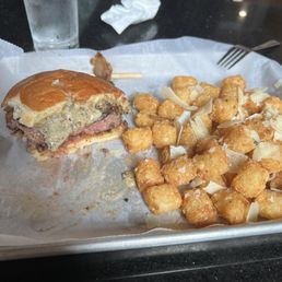 KNUCKLEHEADS - Updated November 2025 - 304 Photos & 432 Reviews - 9 ...