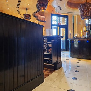 THE CHEESECAKE FACTORY - Updated June 2025 - 1564 Photos & 1238 Reviews ...